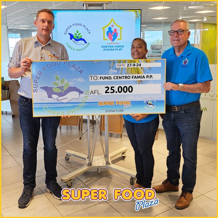 Super Food Plaza - Shopping center Aruba